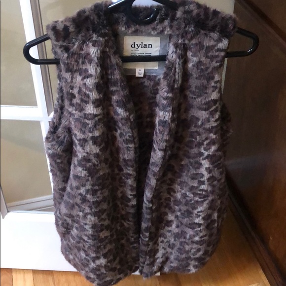 dylan | Jackets & Coats | Dylan Animal Print Vest | Poshmark
